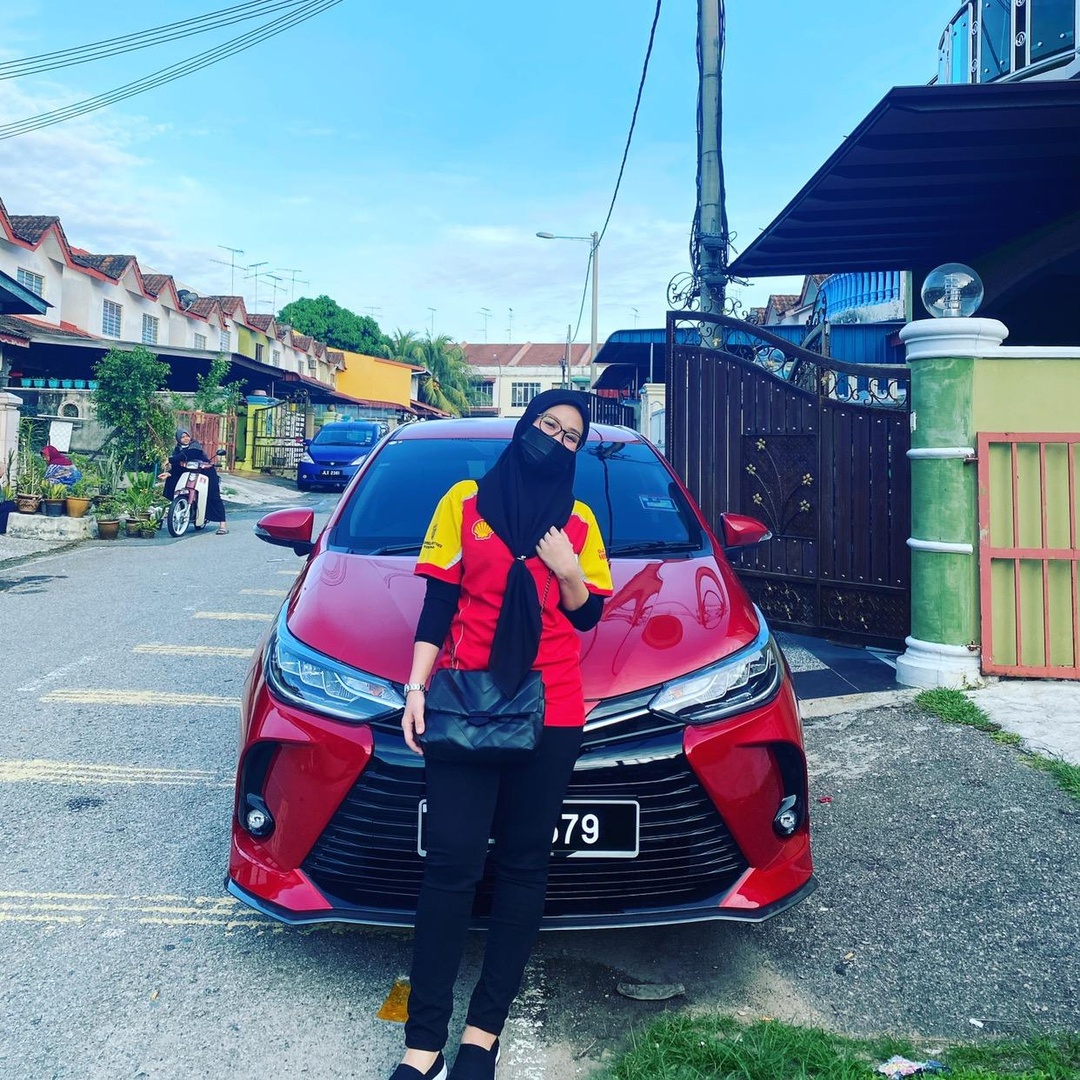 Contact Akak Shell - Creator and Influencer