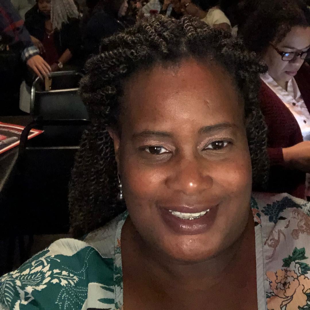 Contact Dee Graham45 - Creator and Influencer