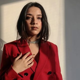 Contact Simran Anand - Agent, Manager and Publicist Details