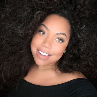 Contact Chelsea Algarin - Agent, Manager and Publicist Details