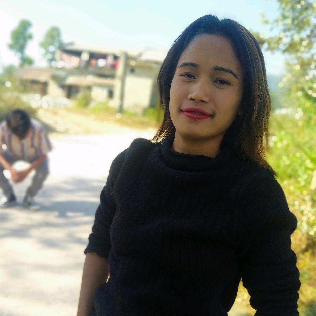 Contact ,,,Luri - Creator and Influencer