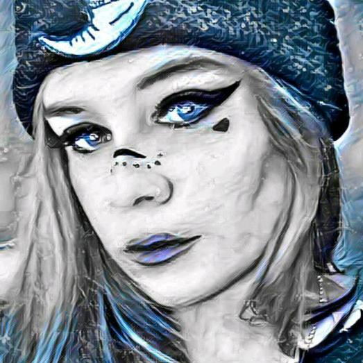 Contact Fox_Qu33n_Official - Creator and Influencer