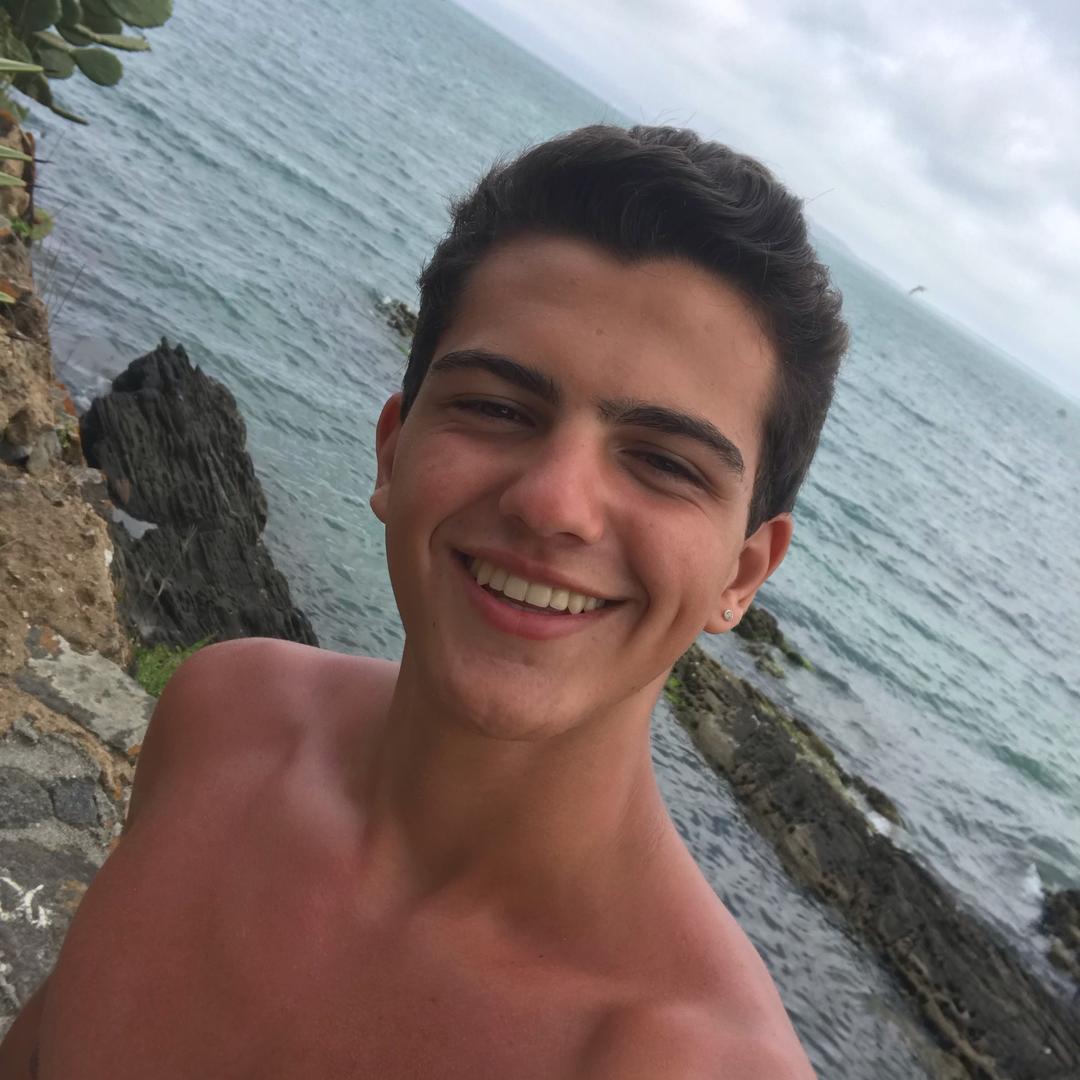 Contact Elion - Creator and Influencer