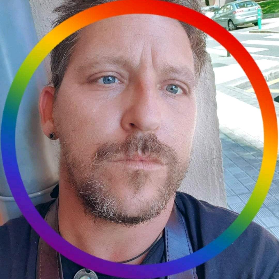 Contact KIROS FERNANDEZ OFICIAL - Creator and Influencer Contact KIROS FERNANDEZ OFICIAL - Creator and Influencer
