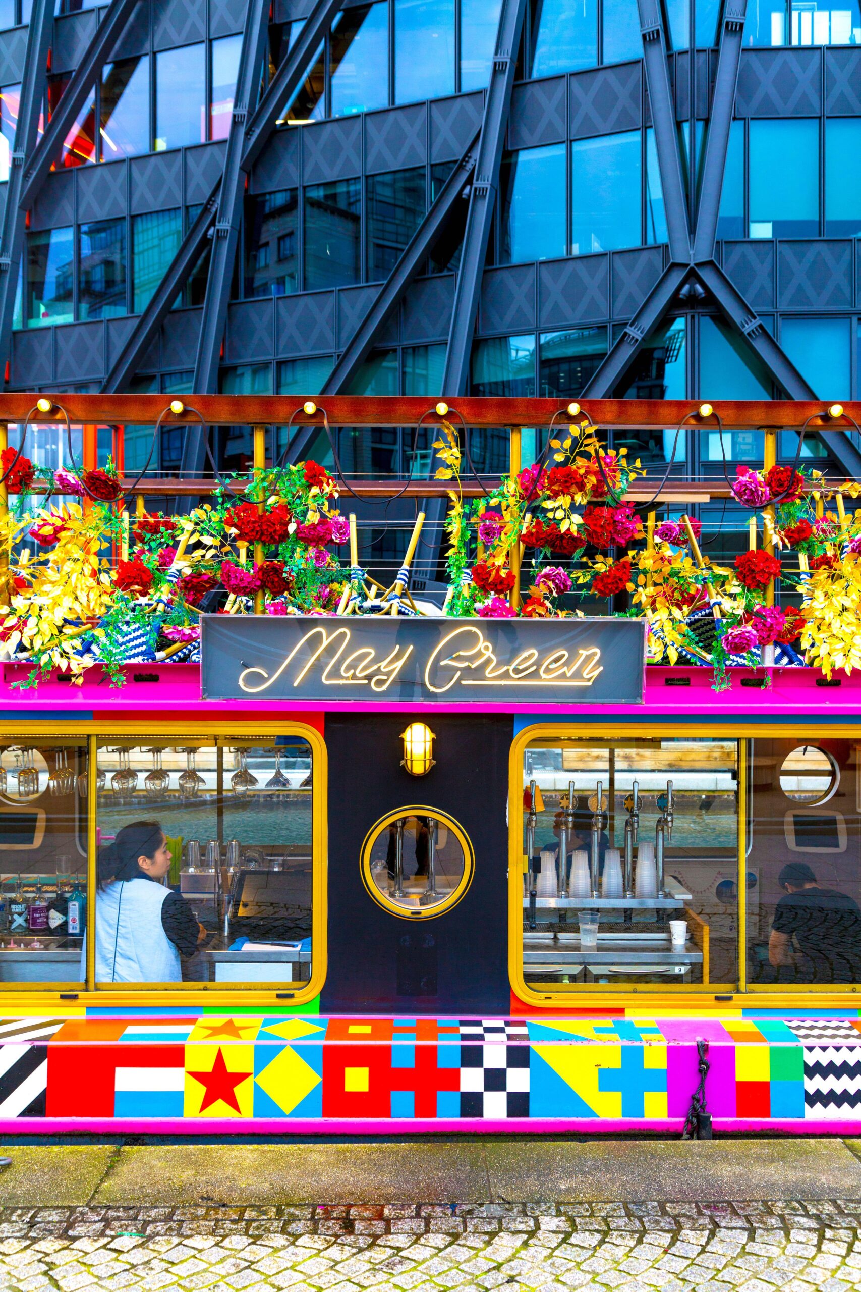 Boat Restaurants London: 9 Floating Restos Worth Trying