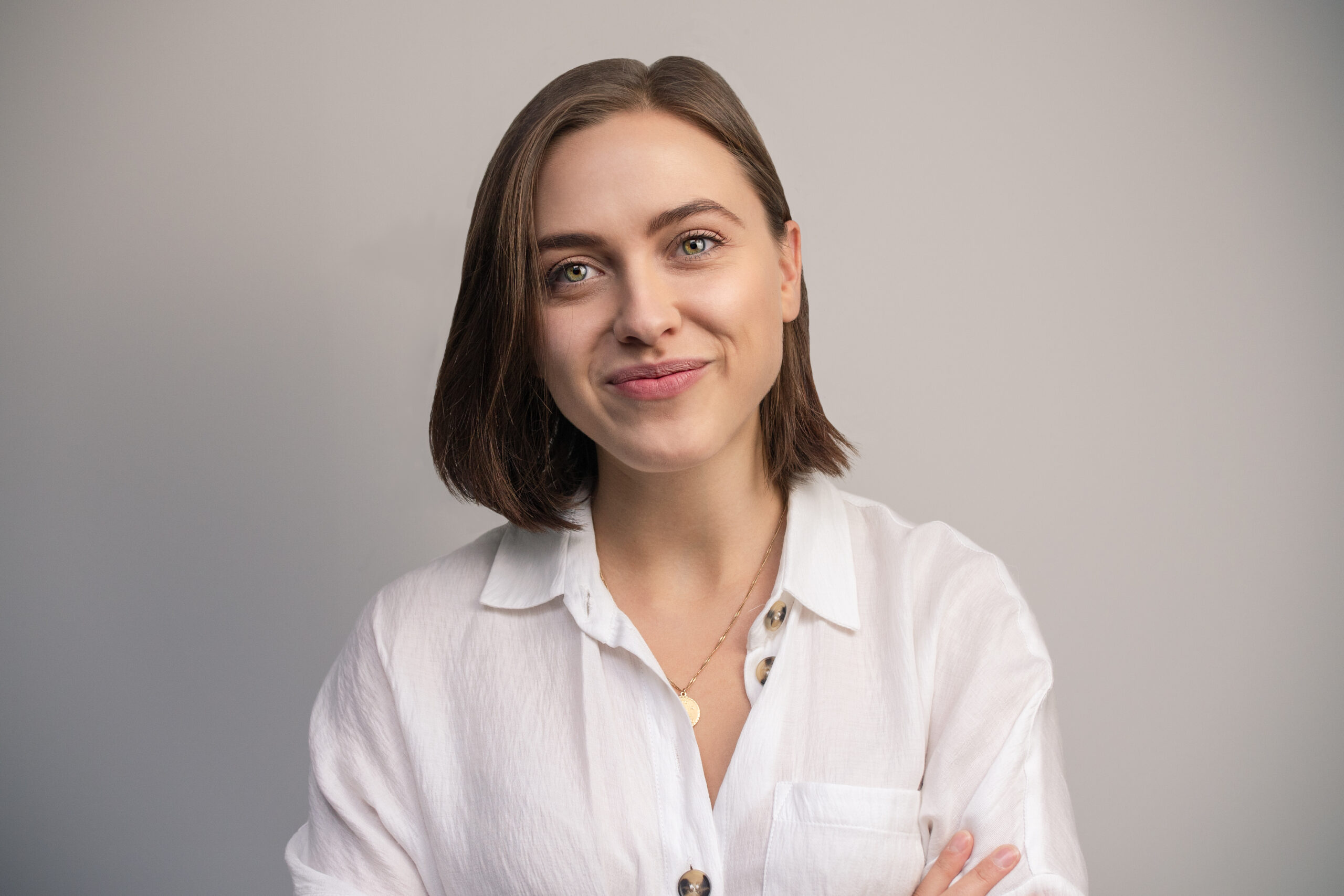 Contact Elinor Crawley - Agent, Manager and Publicist Details