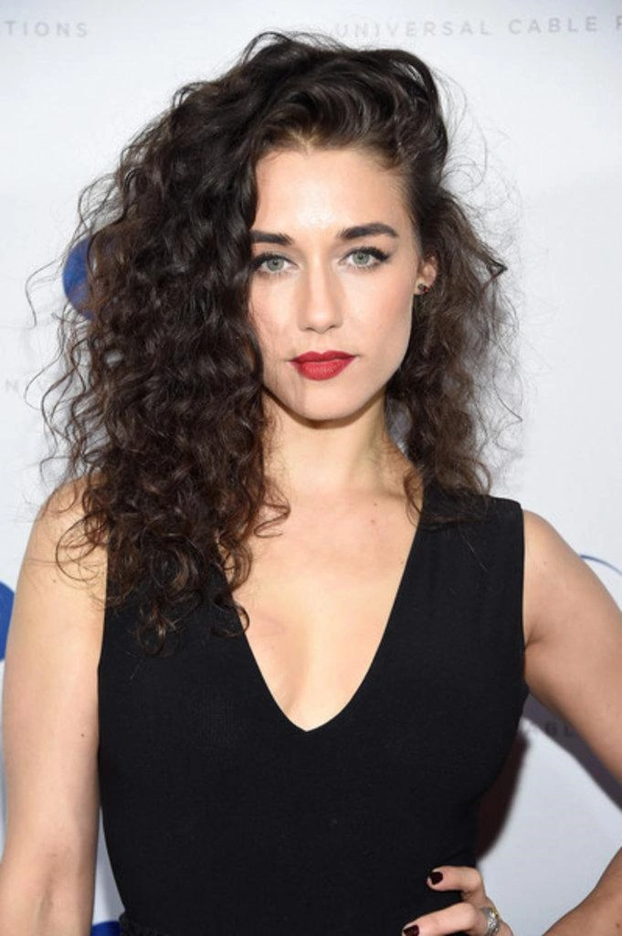 Contact Jade Tailor - Agent, Manager and Publicist Details