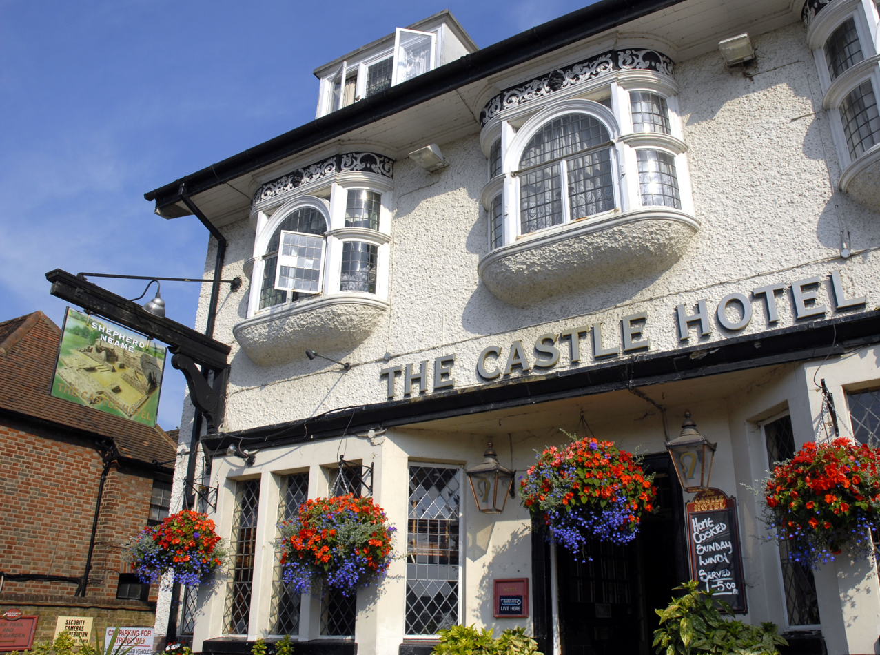 7 Autumnal Walks Around London (With Pubs Along The Way)