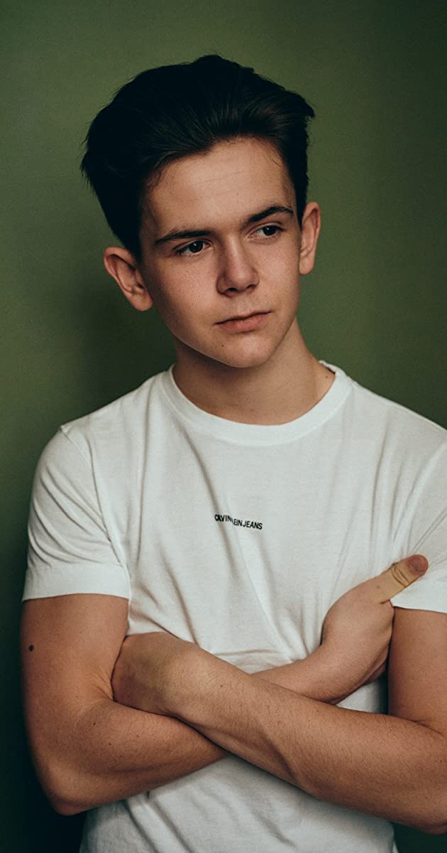 Contact Oaklee Pendergast - Agent, Manager and Publicist Details