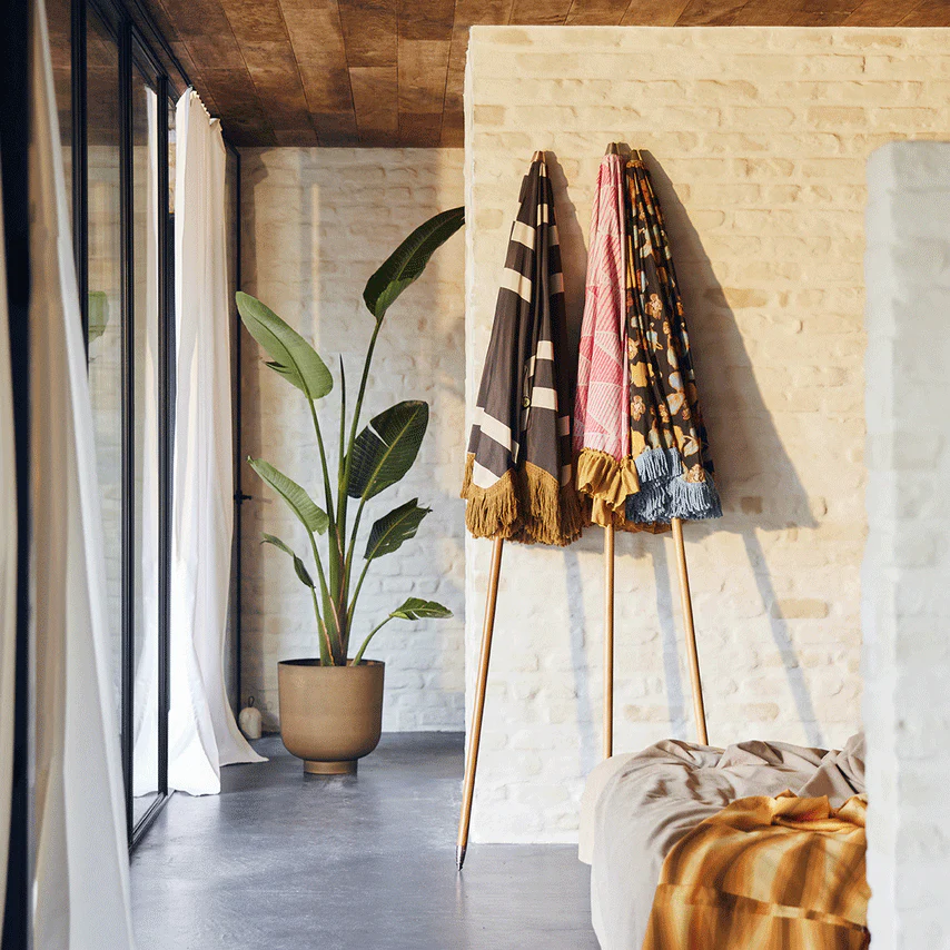 25 Garden Parasols To Glam Up Your Garden This Summer