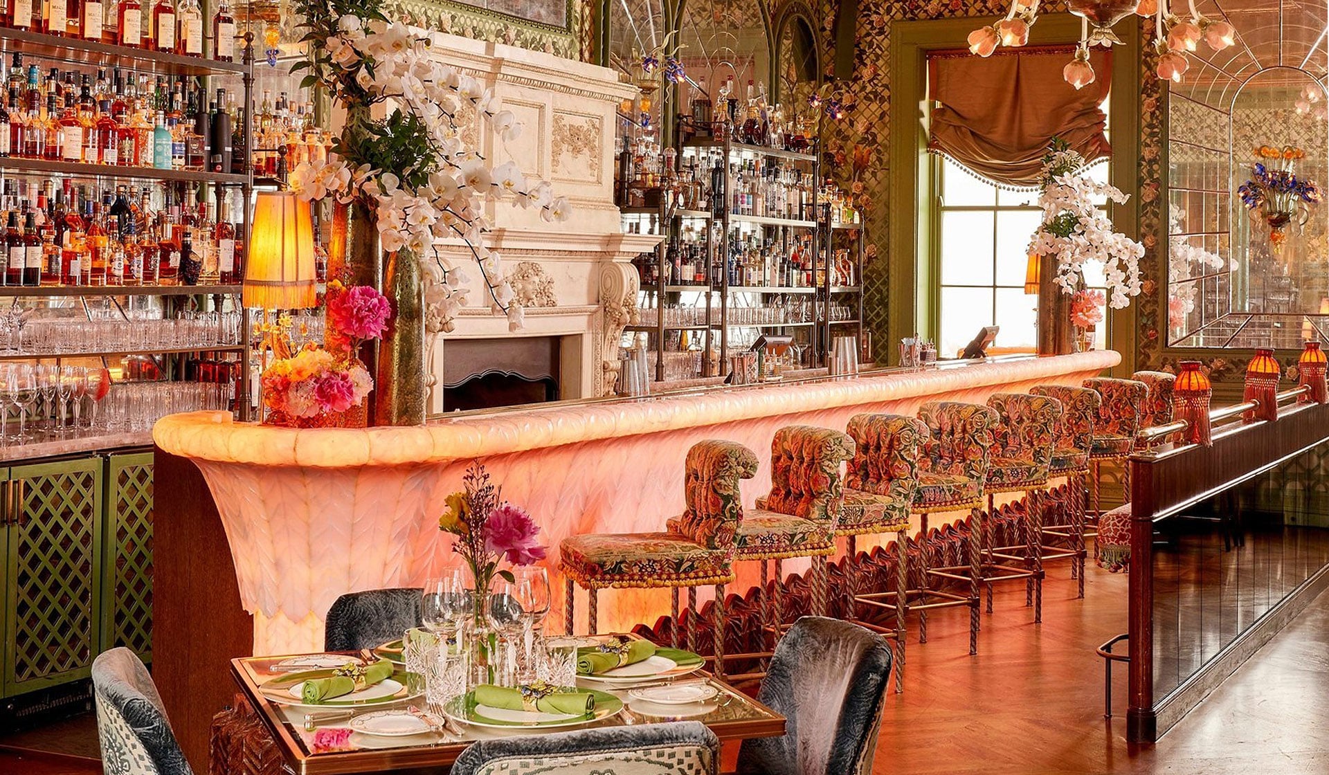 Worlds Most Exclusive Clubs: From London To Tokyo