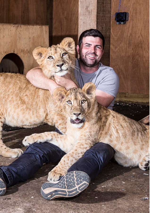 Contact Reece Oliver - Agent, Manager and Publicist Details