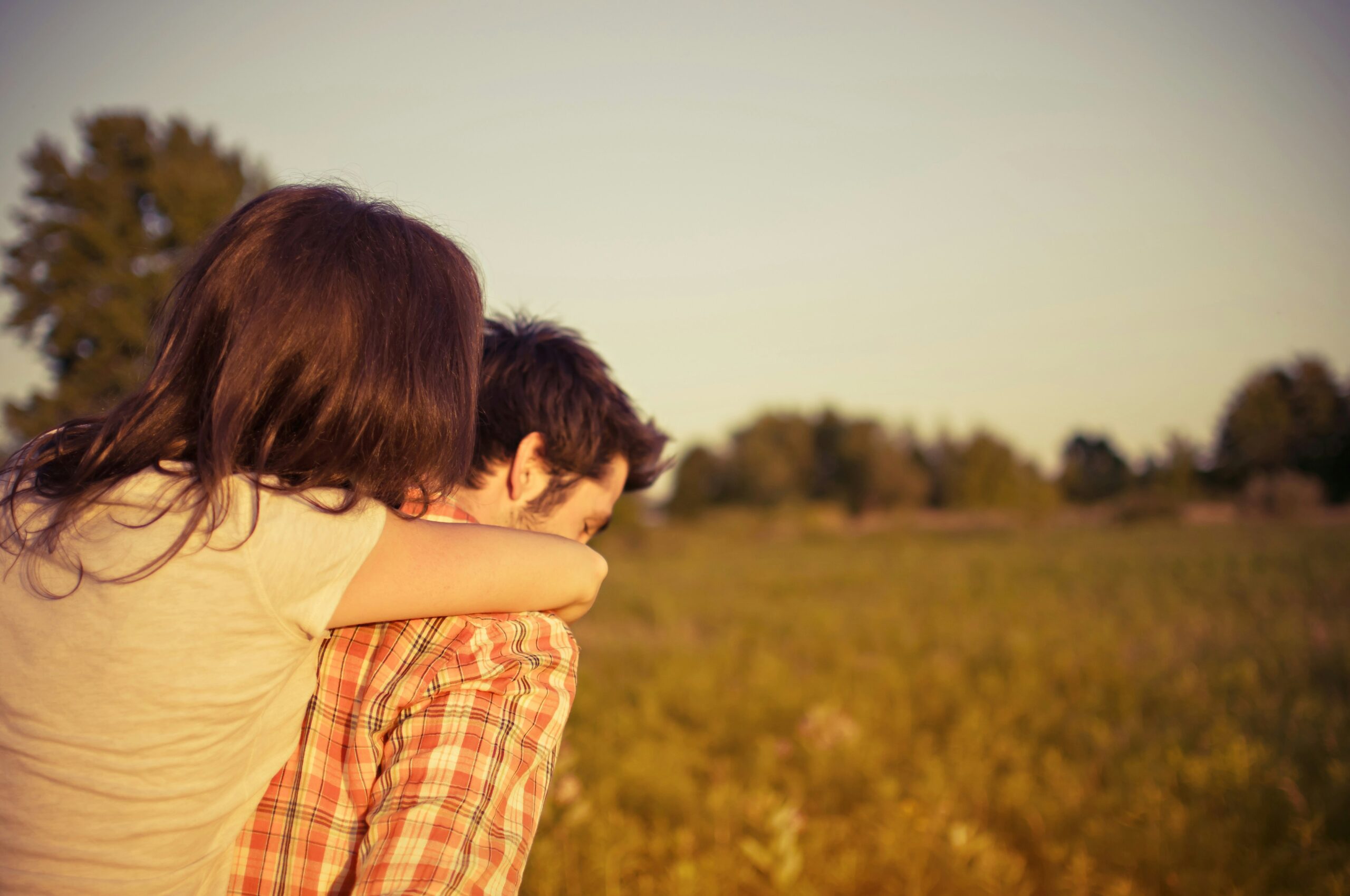 How To Identify Dating Red Flags In The Early Stages - The Handbook
