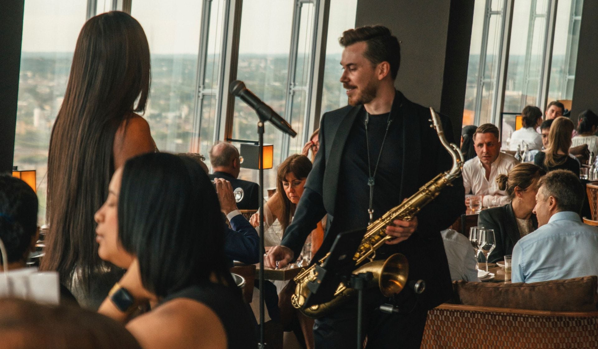 This Iconic Spot Offers Brunch With A Very Cool Twist - The Handbook