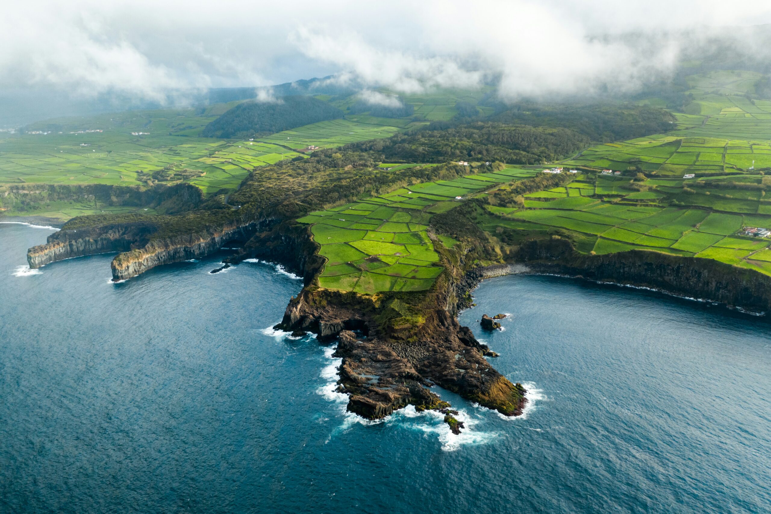 10 Best Places To Go Scuba Diving - The Handbook