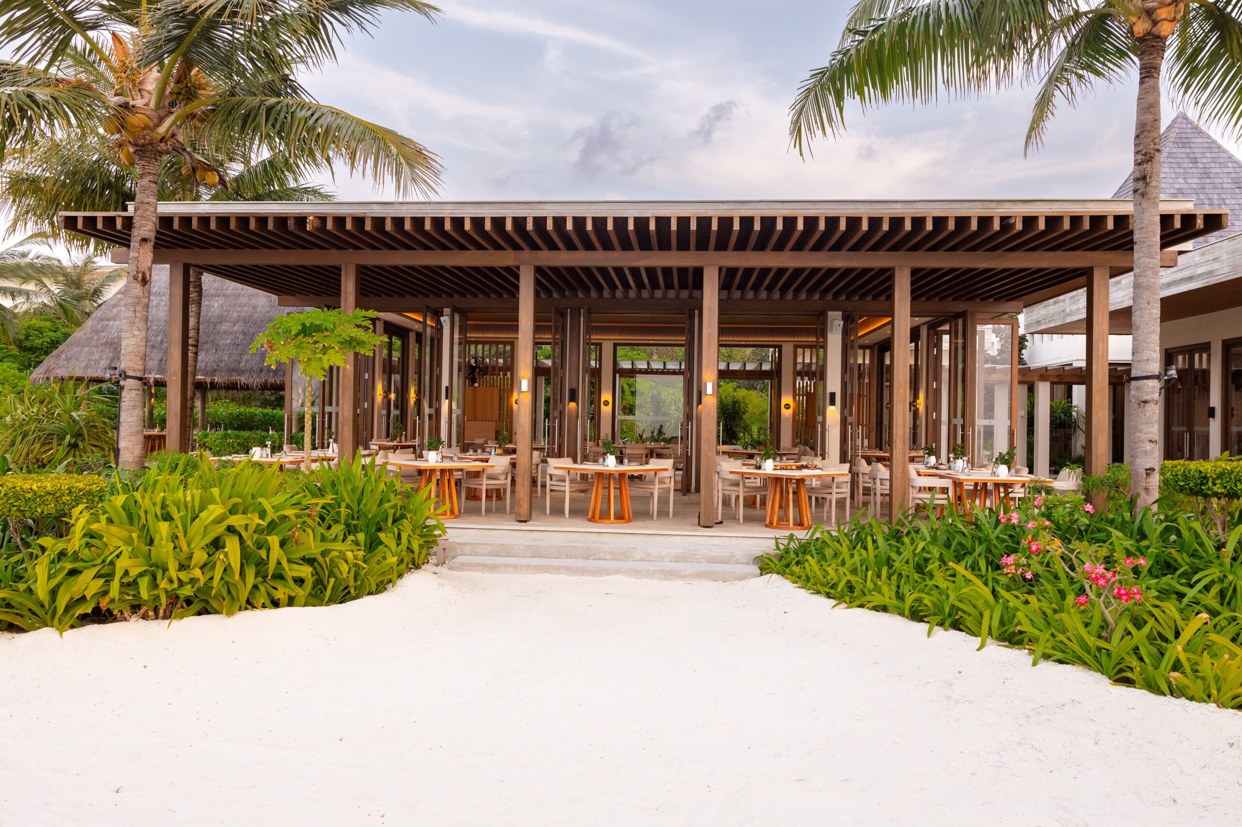 We Review The Luxe Kuda Villingili Resort Maldives