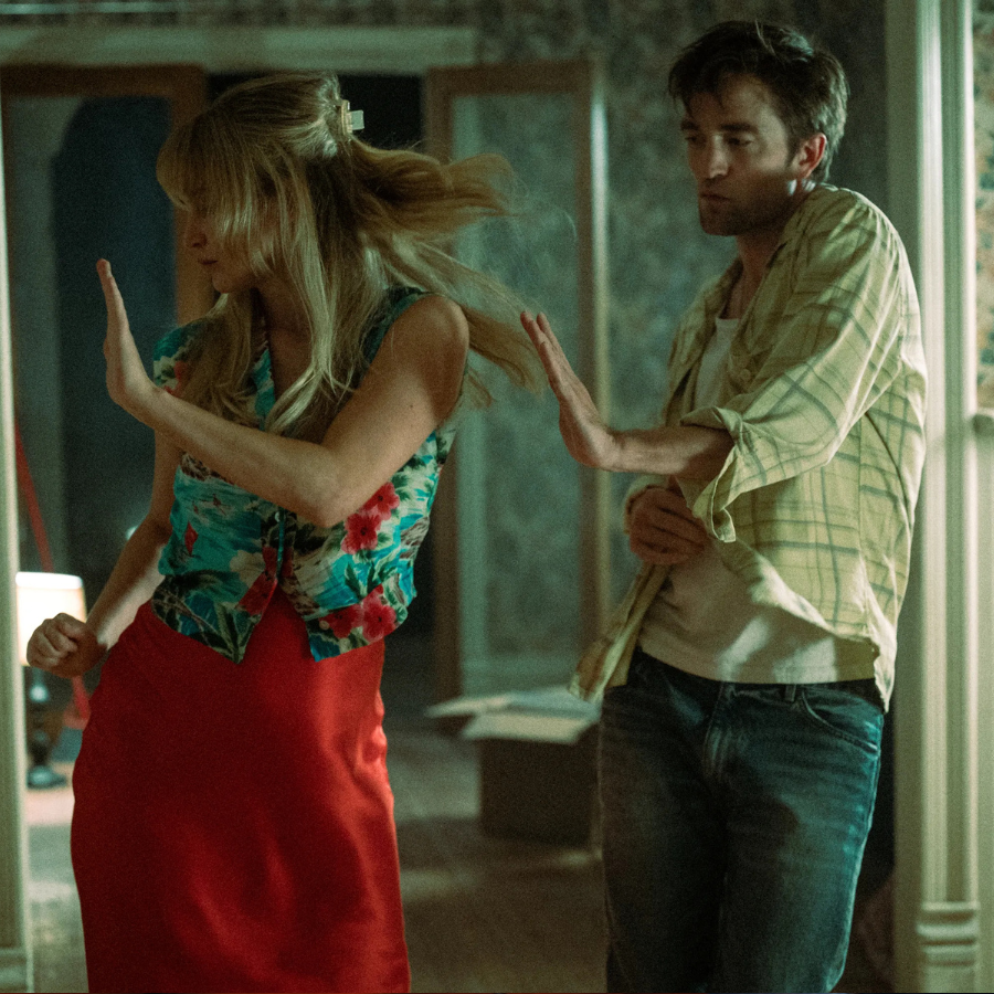 Celebs Are Loving The Snow White Bob Right Now - The Handbook