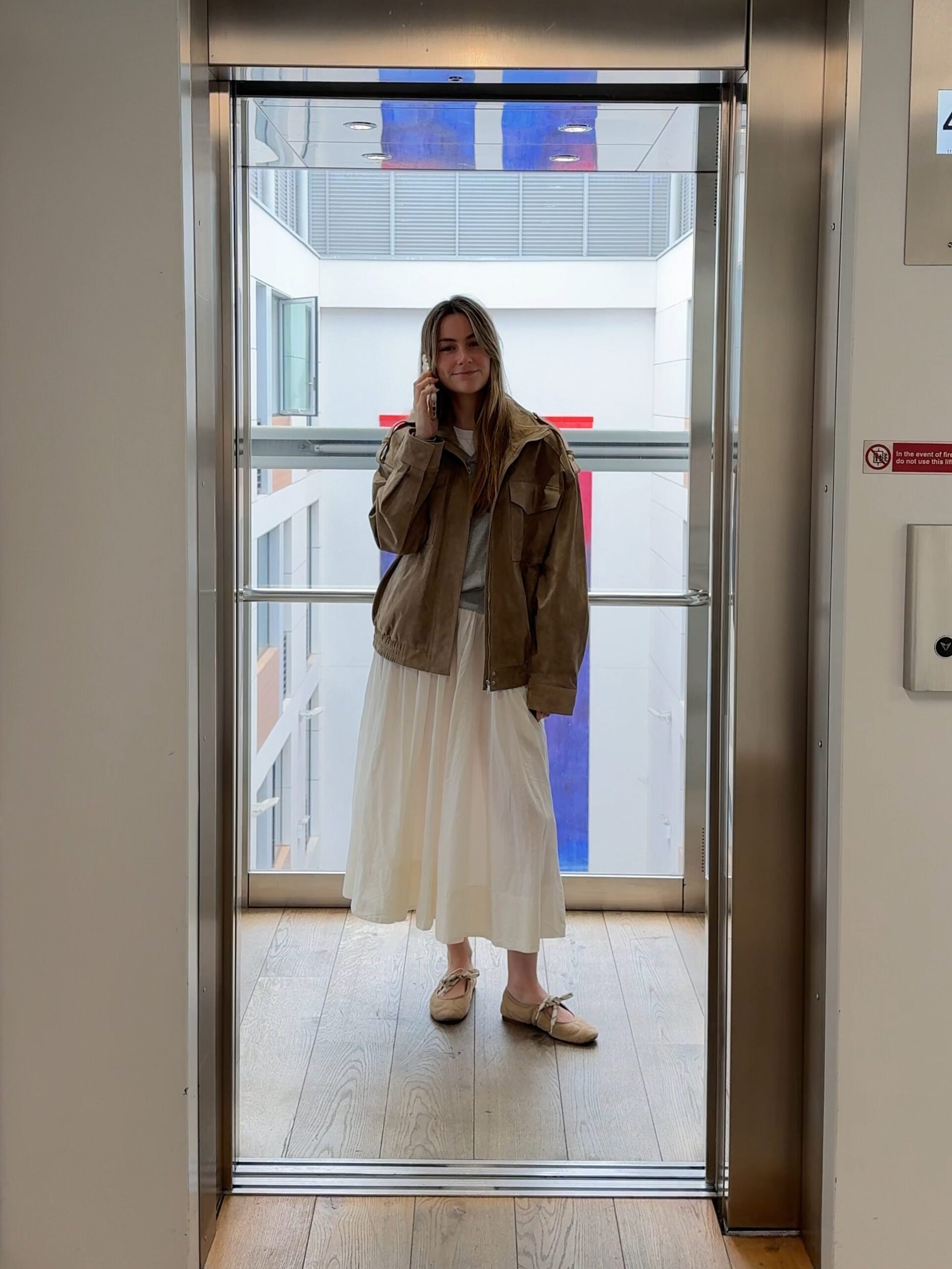 "I'm An Editor & This Is What I Wear To Work" - The Handbook