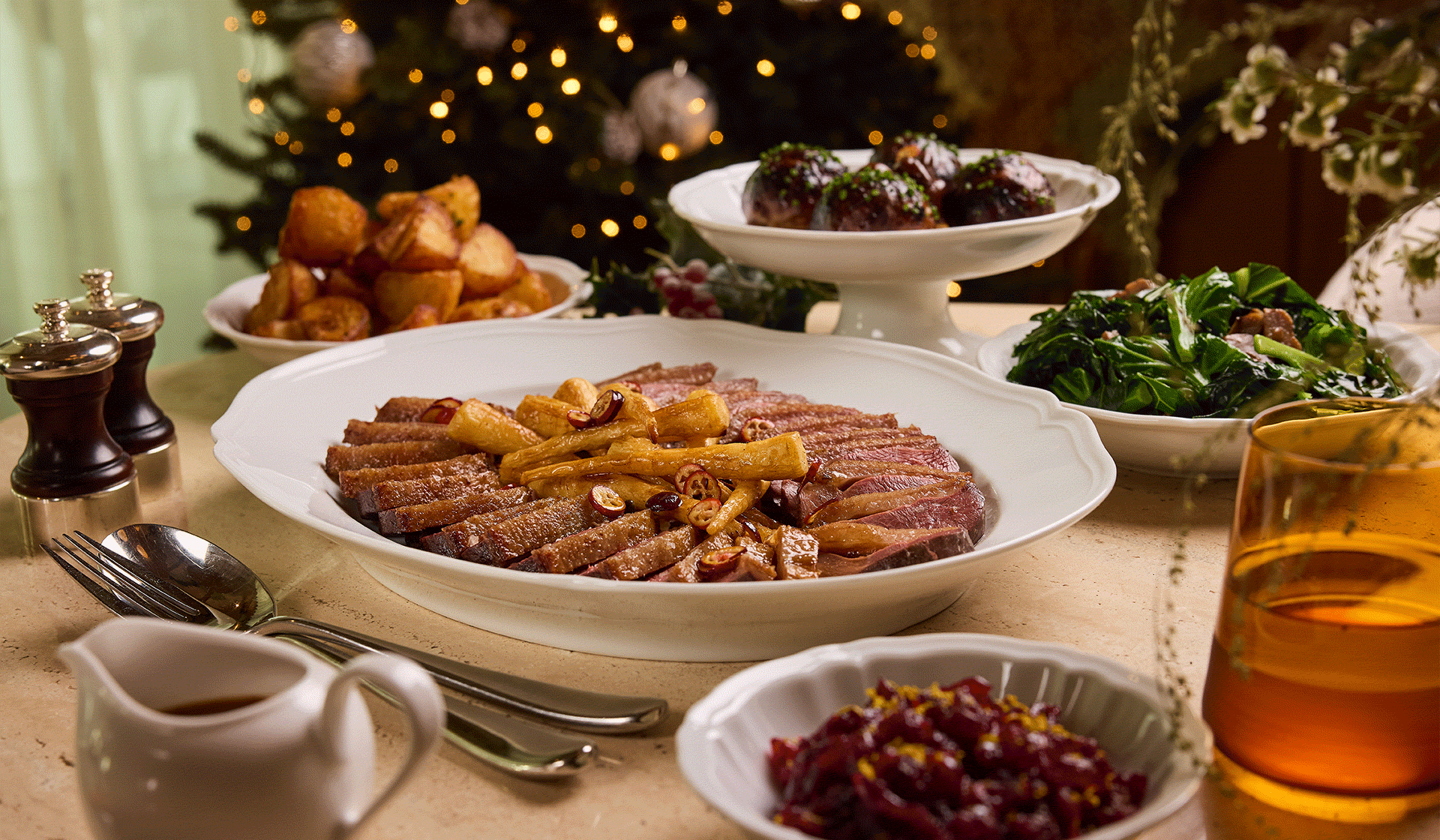 Christmas Bows Are This Season's Most Festive Trend