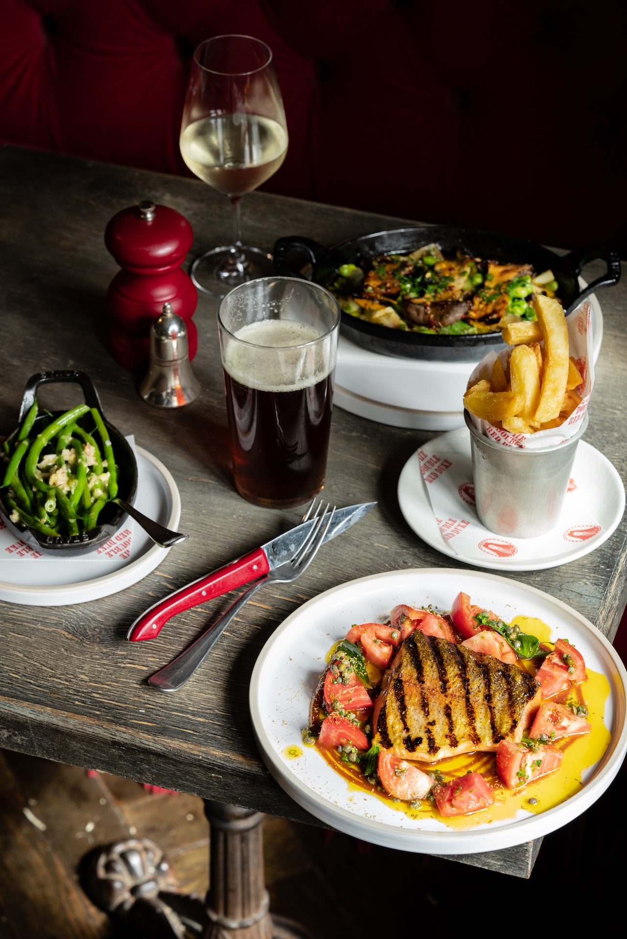 The Cotswolds Food Guide: The Best Pubs, Inns & Country Restaurants ...